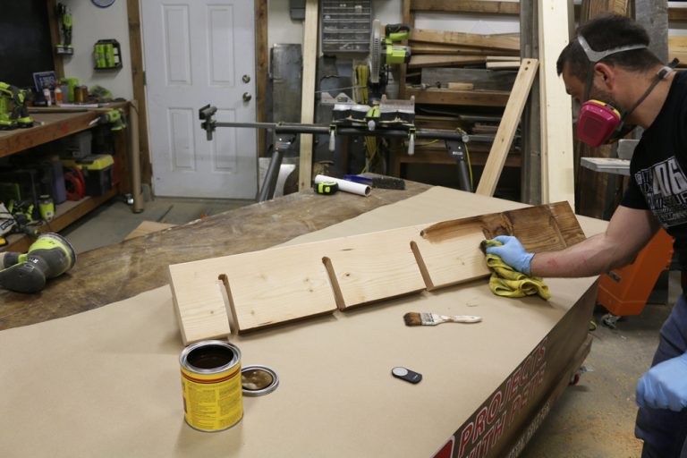 DIY Ski Rack Project with Free Plans